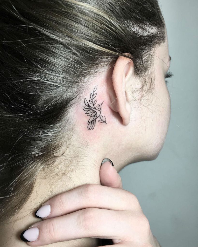 24 Feminine Tattoos by Incredible Ira Shmarinova