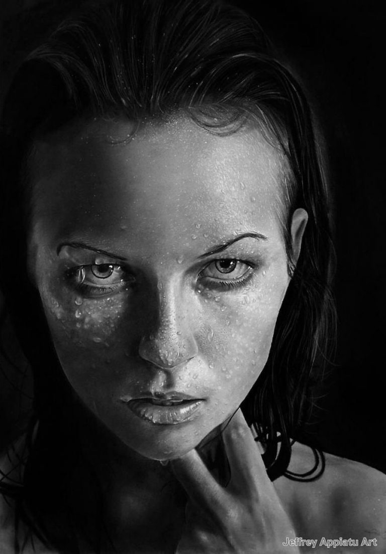 Young Artist Uses Graphite to Create Stunningly Realistic Portraits