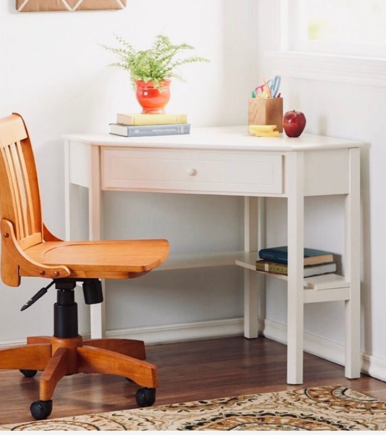 30 Compact and Functional Corner Desk Designs