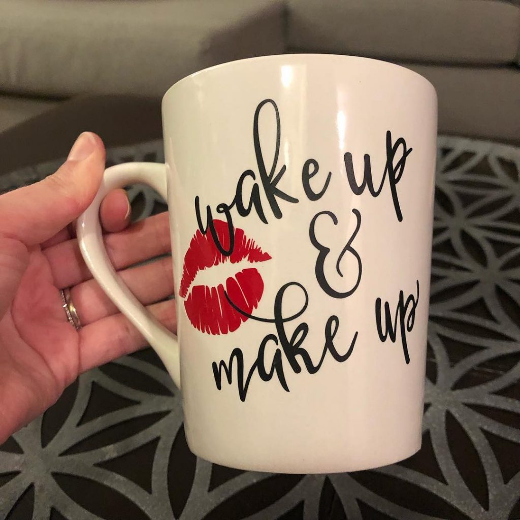 23 Creative DIY Custom Painted Mug Designs