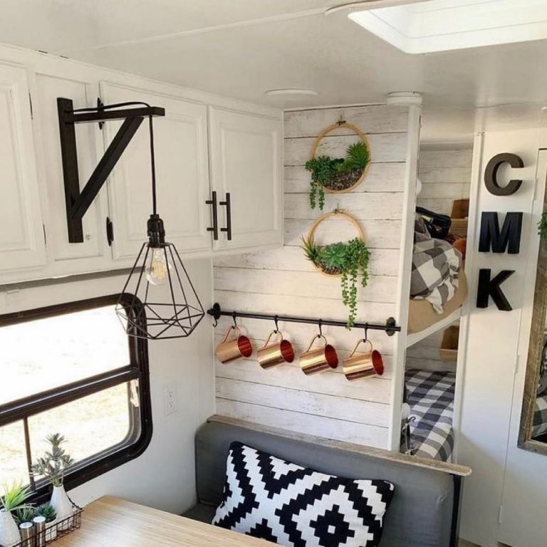 22 Chic and Functional Caravan Interior Design Ideas