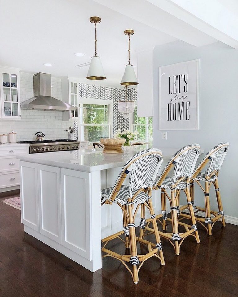 28 Pure and Clean White Kitchen Design Ideas