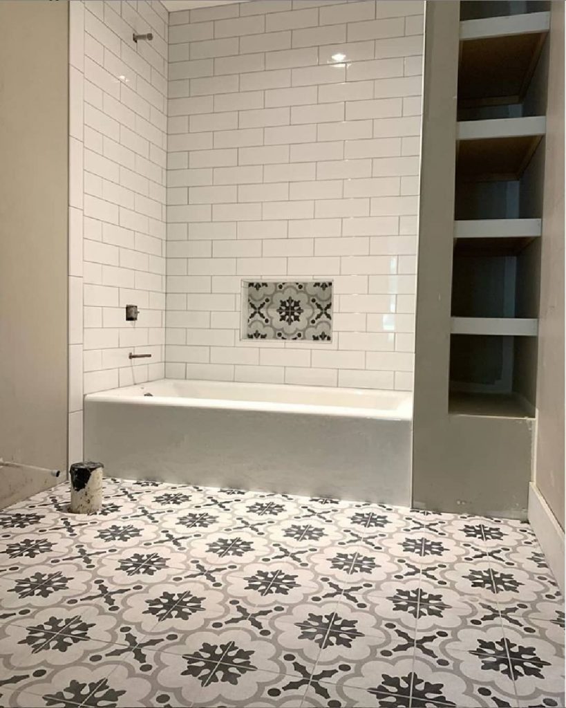 24 Patterned Floor Tile Ideas for Your Bathroom