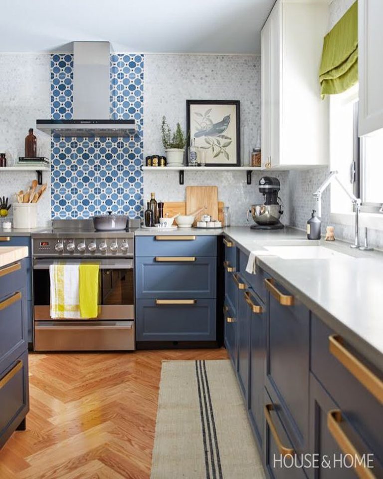 24 Royal and Warm Blue Kitchen Design Ideas