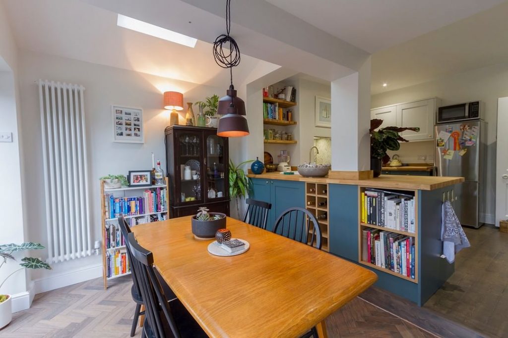 24 Royal and Warm Blue Kitchen Design Ideas