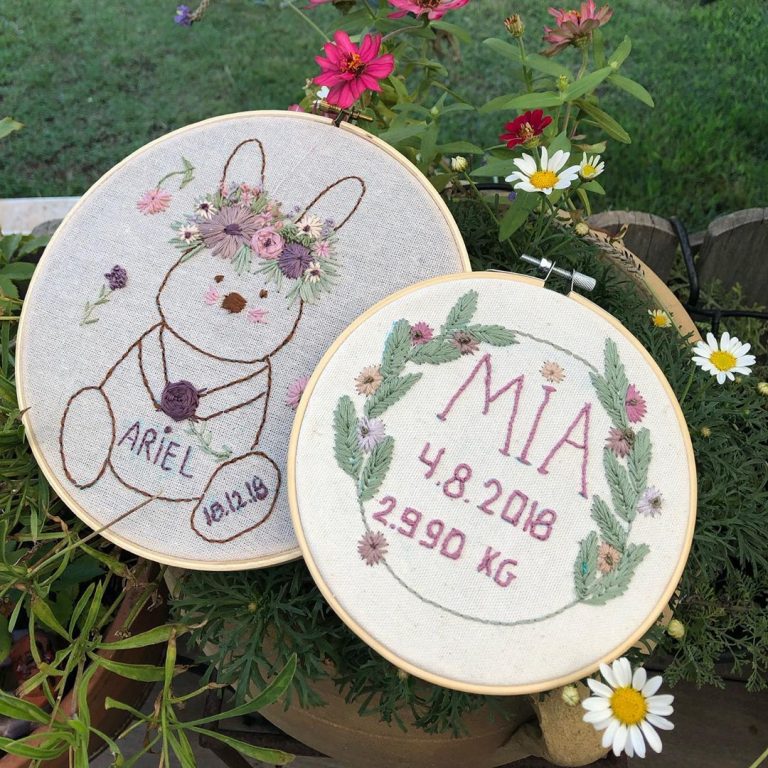 24 Stunning Embroidery Hoop Design Examples