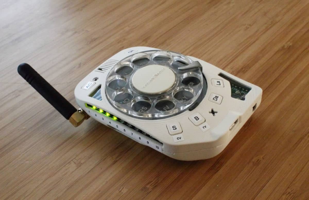Rotary Cellphone KIT, aka Un-Smartphone by Space Engineer Justine Haupt