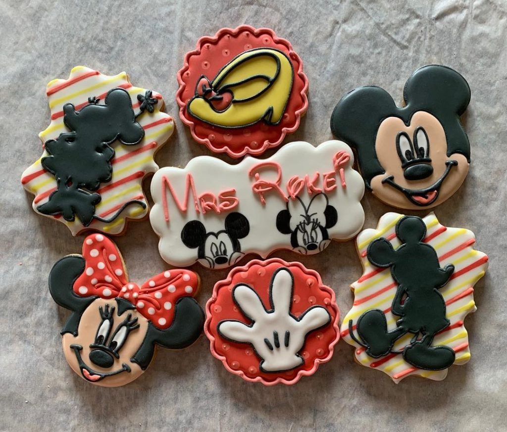 Unbelievably Cool Cookie Designs for Various Occasions